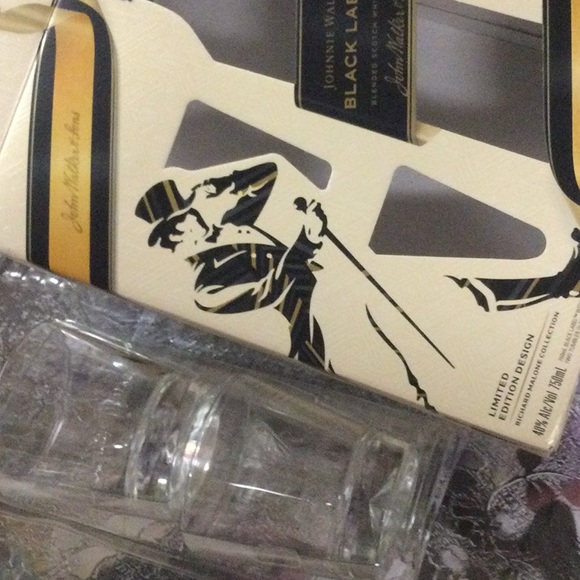 Johnnie walker | Dining | New Johnny Walker Black Label Gift Set Box ...
